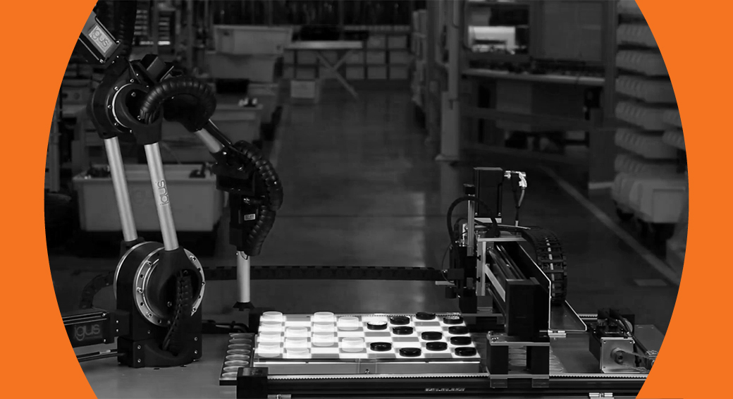 robolink® vs. drylin® - The Checkers Championship | igus® Engineer's Toolbox